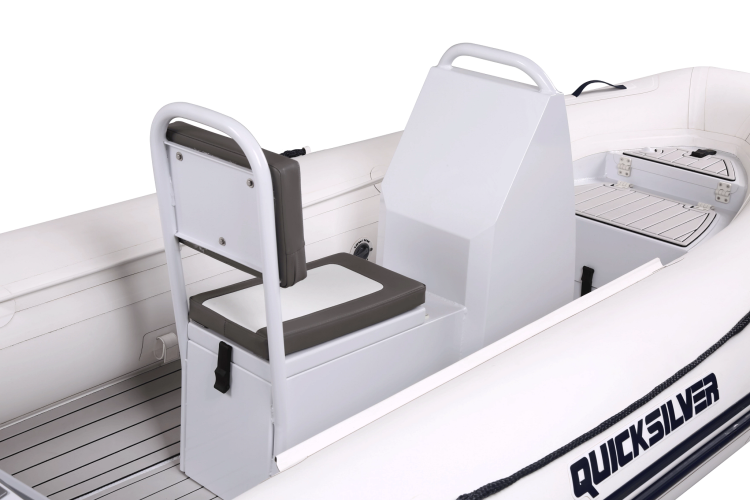 Quicksilver Jockey Console